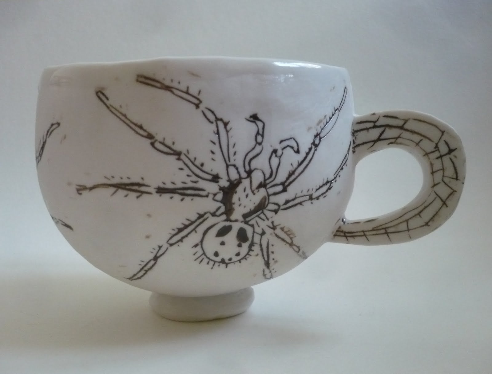 Pinchpots: New spider cups for the show in Southwold