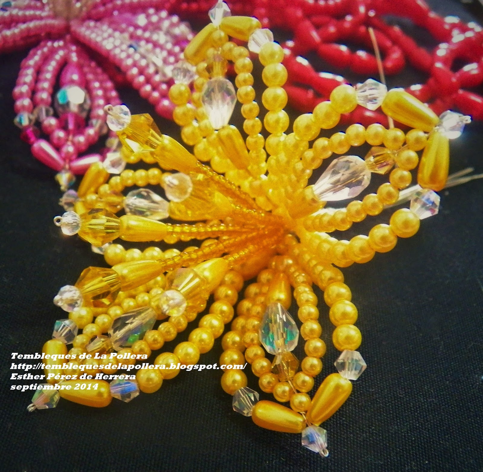 Tembleques de la Pollera Panameña: TEMBLEQUES DE COLORES