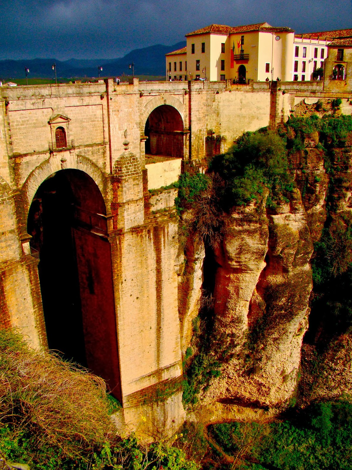 Viva la Voyage: The Architecture of Ronda, Spain