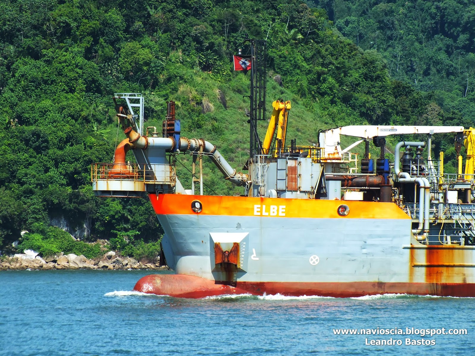 Navios de Santos & CIA: Draga ELBE