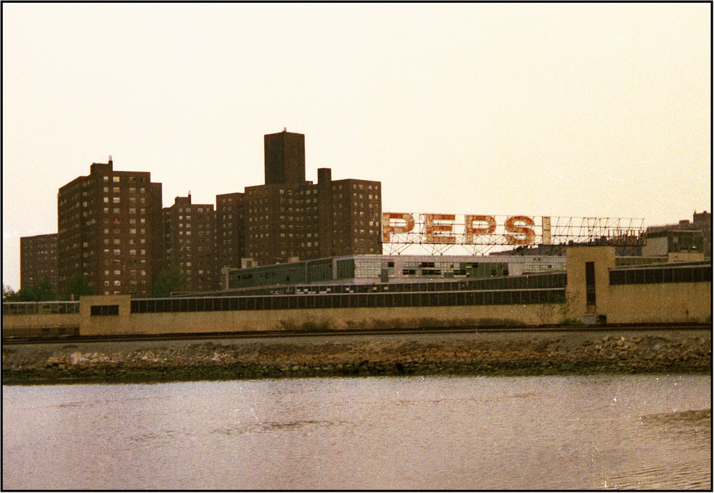 Stunning Snapshots of New York City in 1979 ~ Vintage Everyday