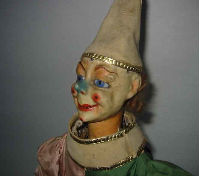 Dioramas and Clever Things: Antique Automata