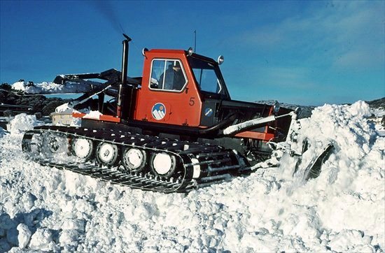 Australian Alpine Oversnow Equipment: Thiokol/LMC