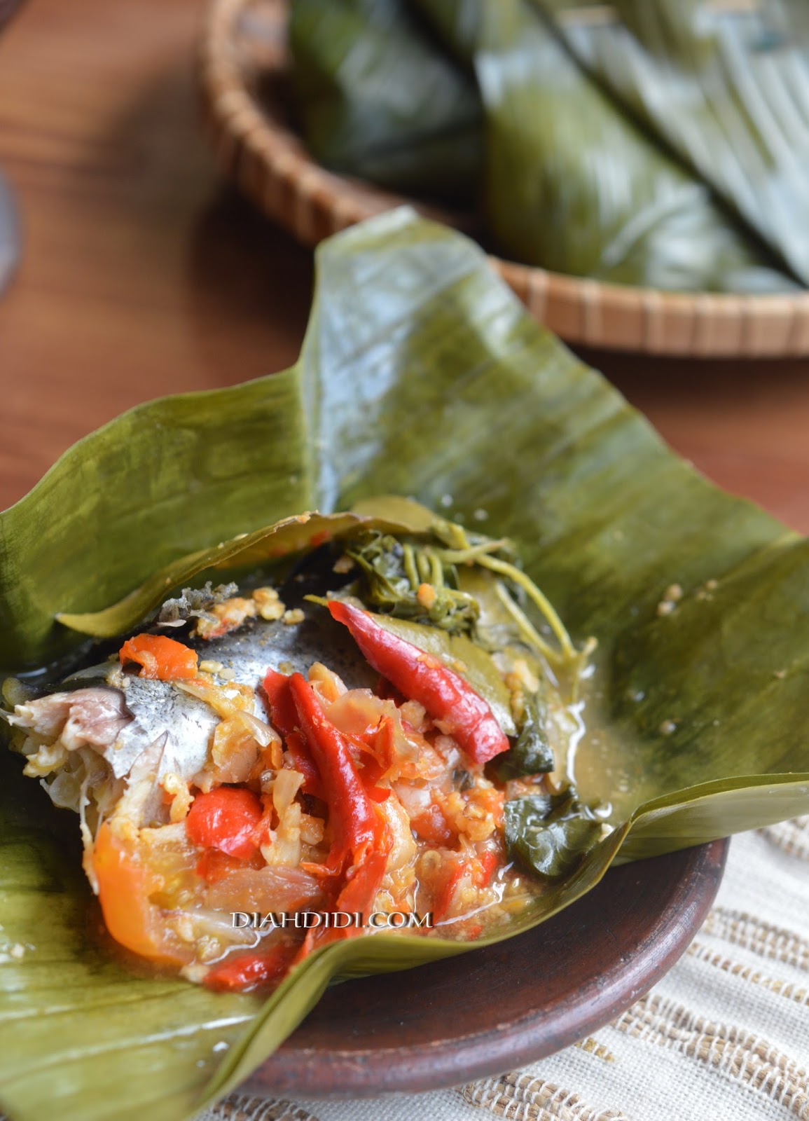 Diah Didi's Kitchen: Botok Ikan Patin