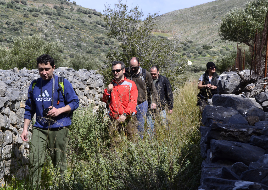 EXPLORE MOUNTAINS: ΠΕΖΟΠΟΡΙΑ ΝΕΑΠΟΛΗ-ΜΟΝΟΠΑΤΙ ΠΡΟΣ ΚΟΥΡΟΥΝΕΣ-ΑΡΧΑΙΑ ΔΡΗΡΟΣ