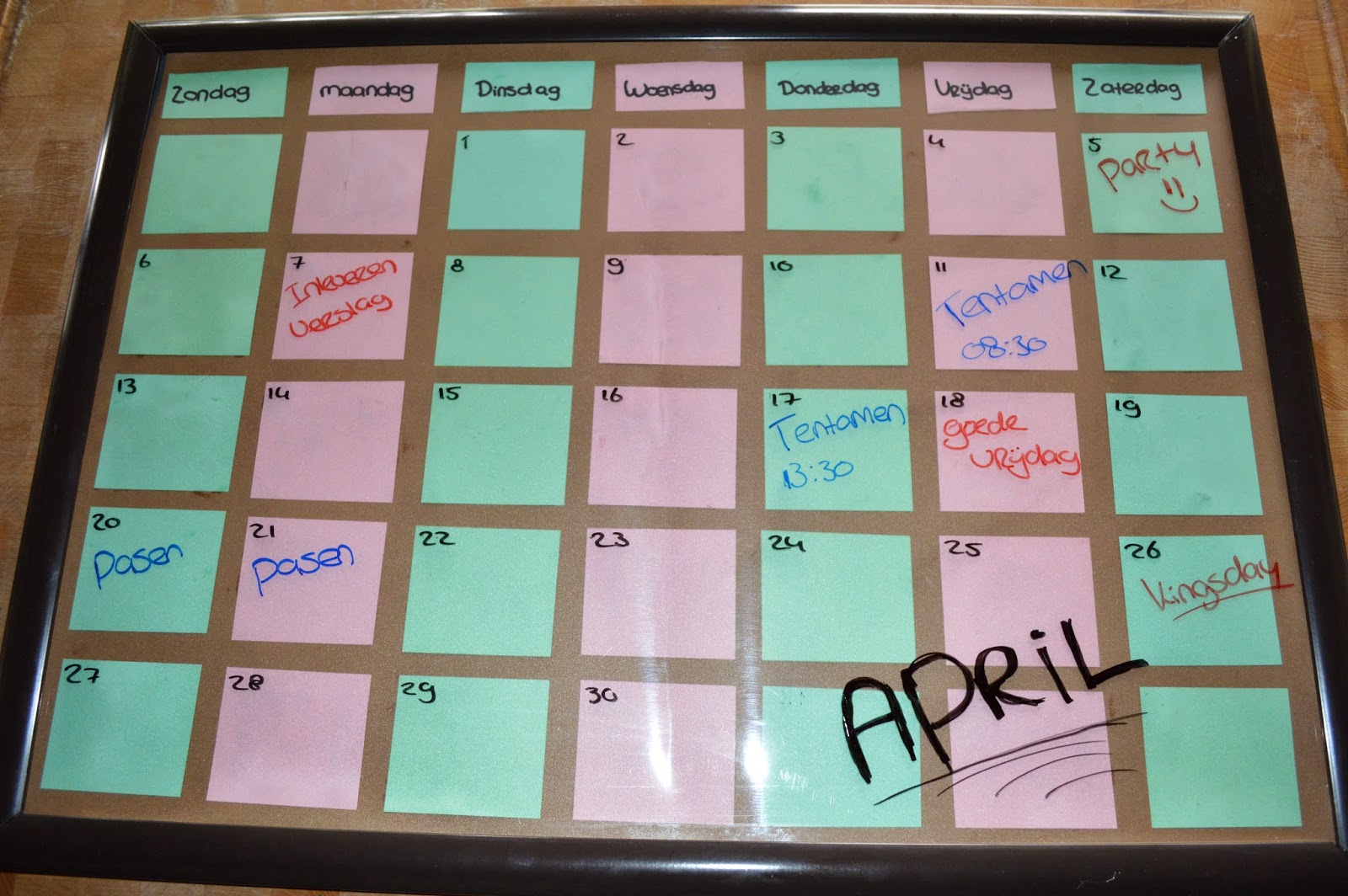 World of Happinez: DIY: Kalender