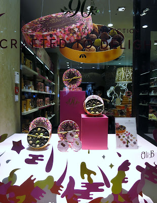 RetailStoreWindows.com: Godiva, London