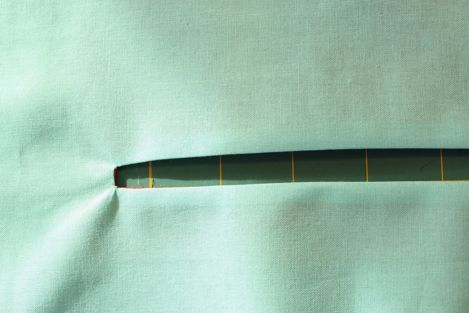 Park and Darwin: TUTORIAL; how to sew a zipper pocket into the lining ...