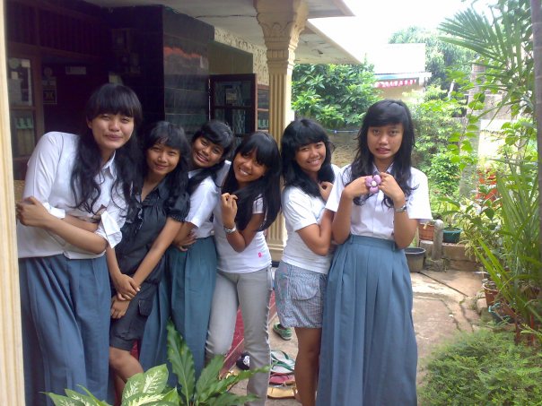 Virus Geng Cewe Kece.. (GENG KECE mengalahkan NII) | mrs-dinastian