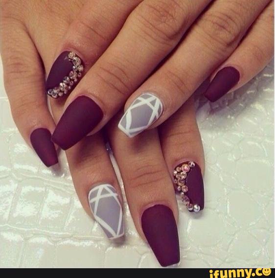 Very Berry: Matte Berry Nails for Fall Season