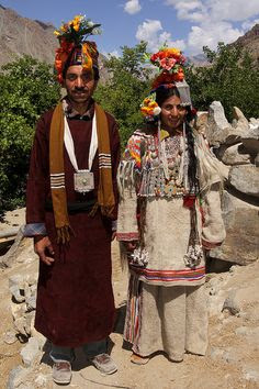 Culture and Tradition: 5 Amazing Things of Jammu and Kashmir Clothing