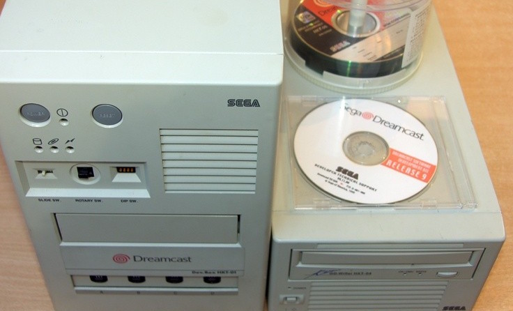 The Dreamcast Junkyard: This HKT-01 Dev Box Can Be Yours...For £1000