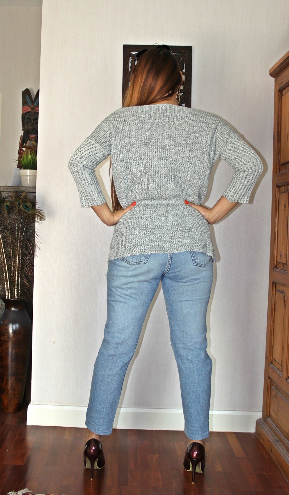 How To Style It Boyfriend Jean Paired it With 3 Gorgeous Top From ...