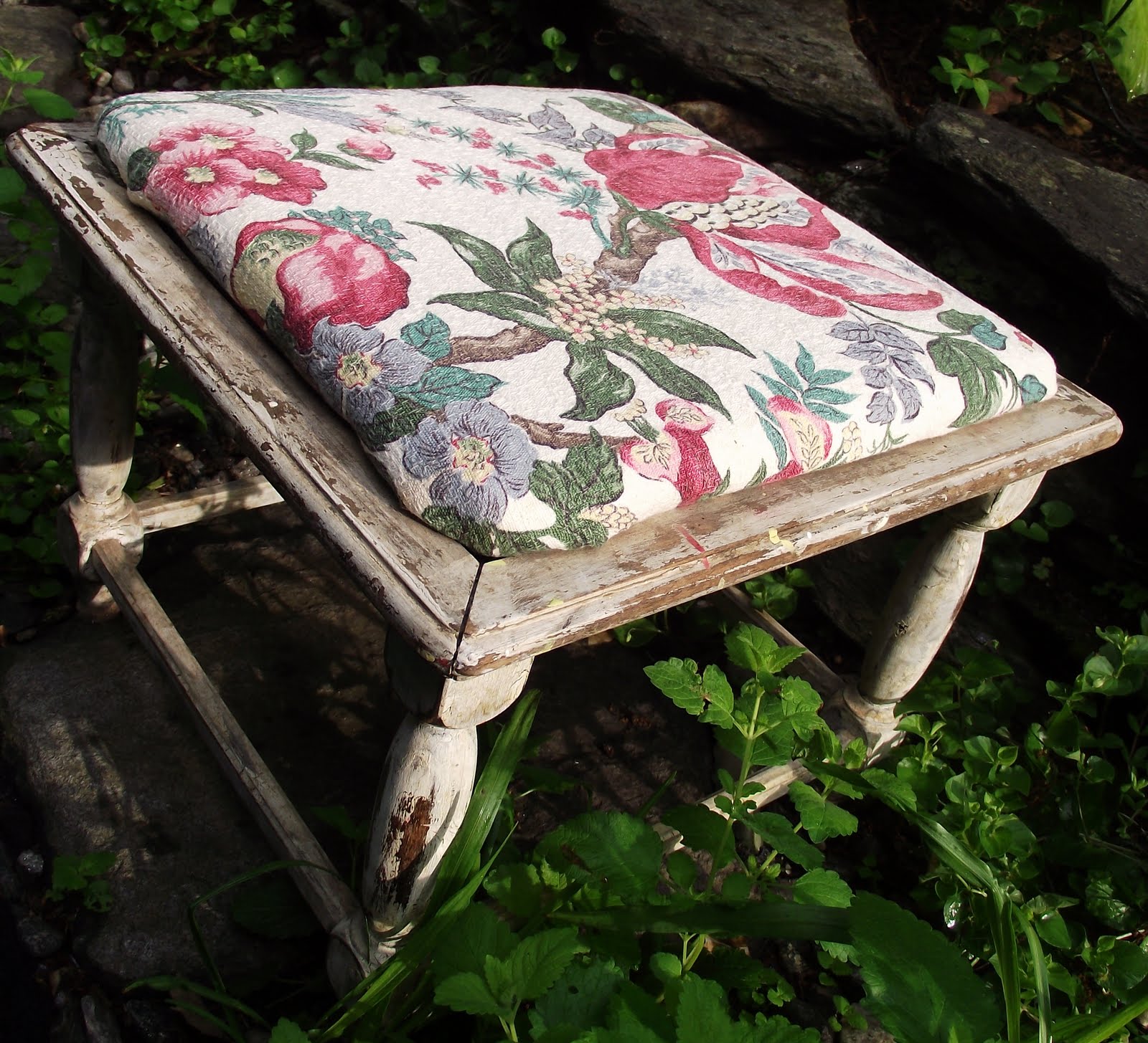 Serendipity Chic Design: Meet Me On Monday #5~Decor with fabric