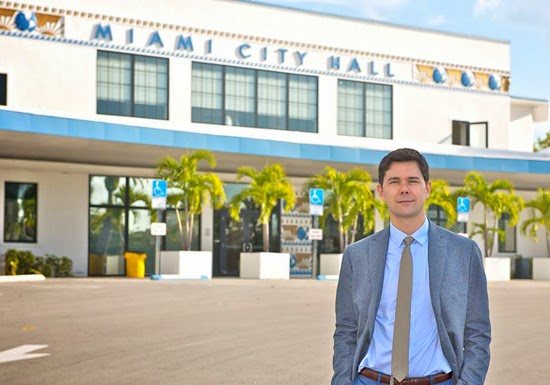 Coconut Grove Grapevine: Ken Russell receives important endorsement