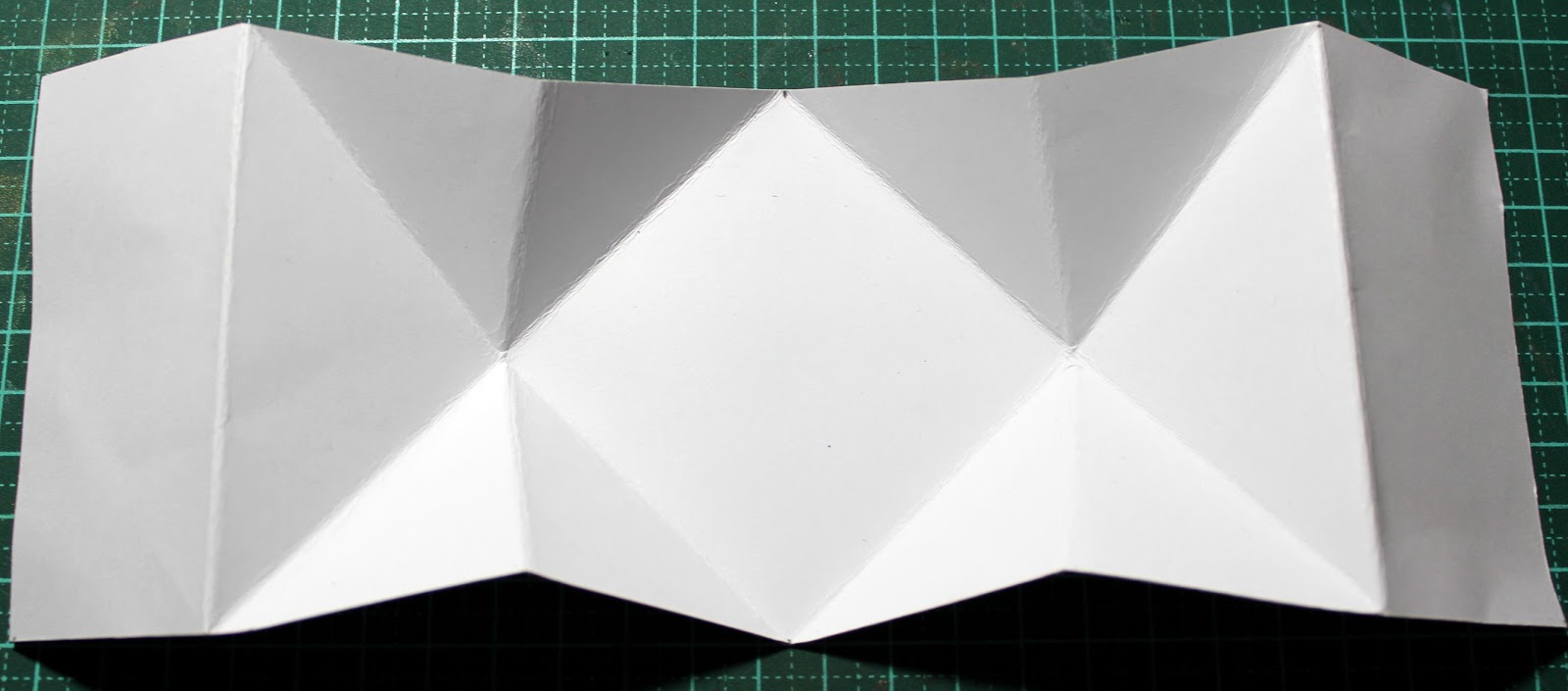 ANNETTE IN OZ: Diamond Fold Pop Up Card How Too / Tipnique Tuesday