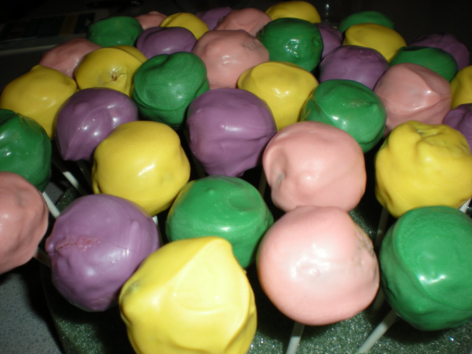 Inspiration and Rough Drafts: Cake Pops for my BFF's Birthday!