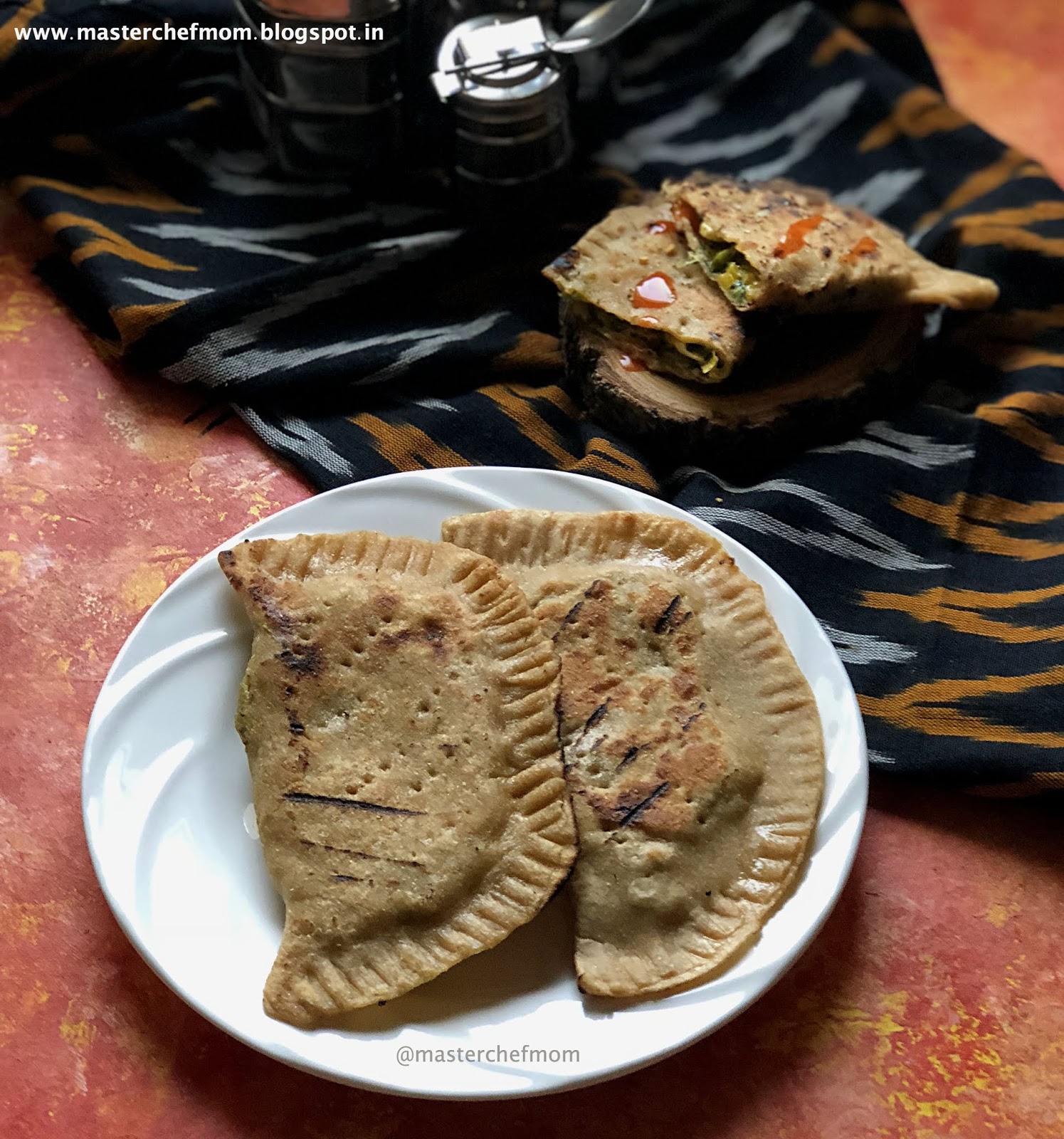 MASTERCHEFMOM: Tava Somasi | Vegetable Tava Somasi Recipe