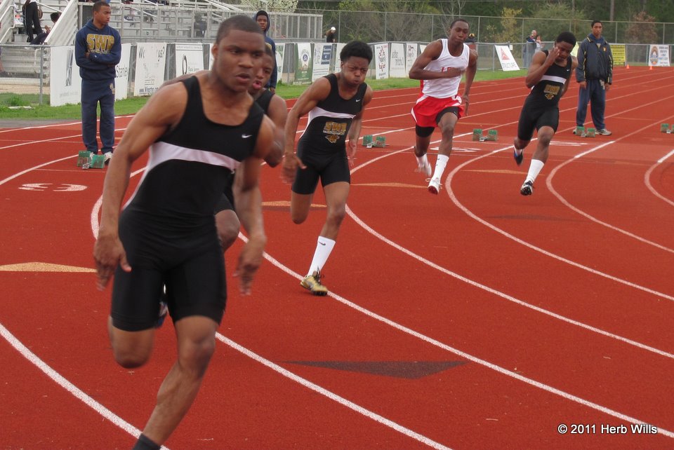 Trouble Afoot!: Another afternoon at the Chiles Track & Field Championships