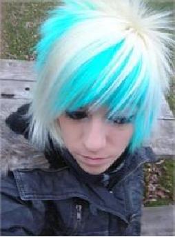 Peinados de Moda y Mucho Mas: Cortes de pelo y peinados EMO para mujeres