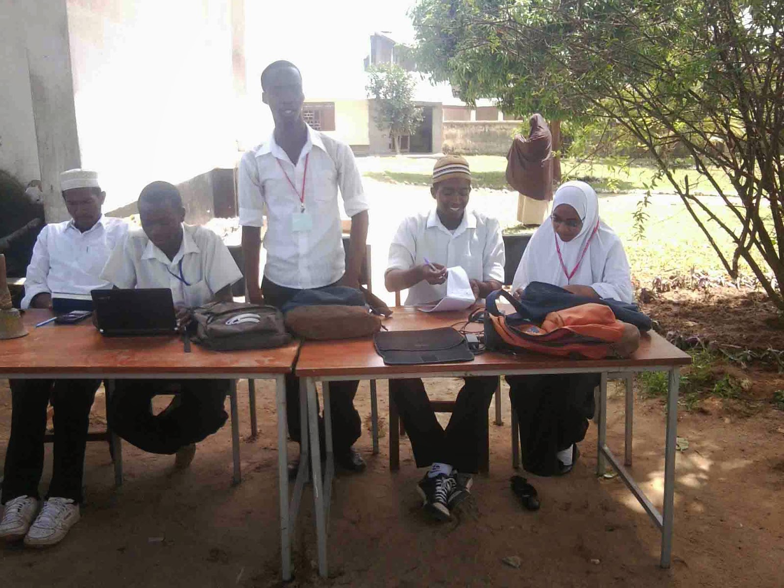 ZANZIBAR COMMERCIAL SECONDARY SCHOOL: Galary
