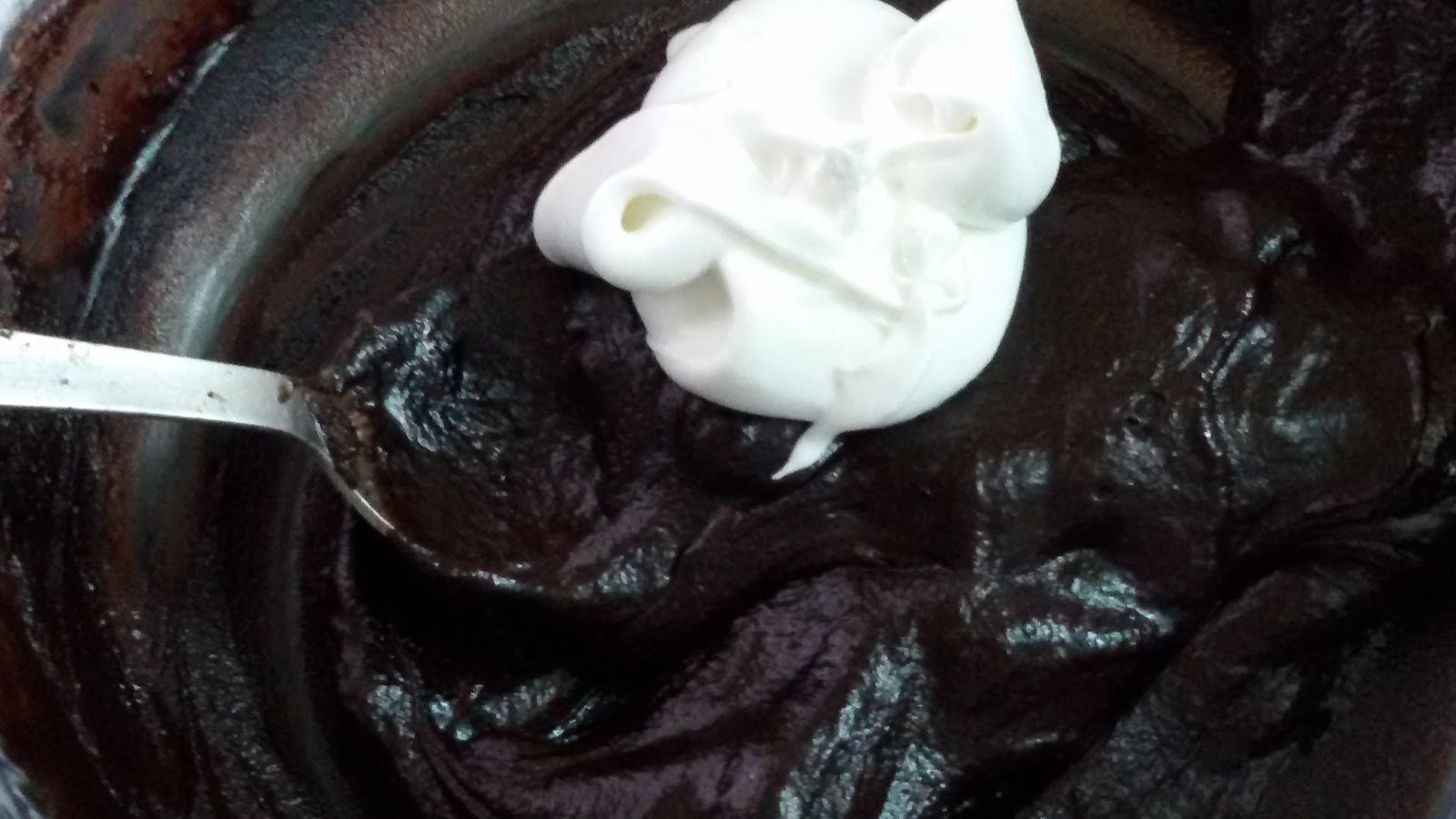 Bongtaste : Chocolate Flower Tub filled with Eggless Chocolate Mousse ...