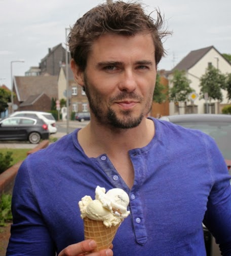 Los Ojos del Espectador: Max Claus sexy actor aleman