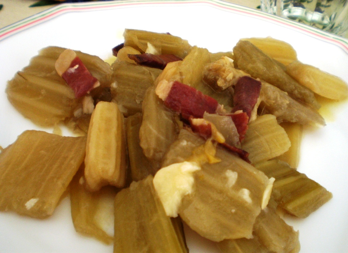 COCINA SIN TONTERIAS: Cardo con jamón