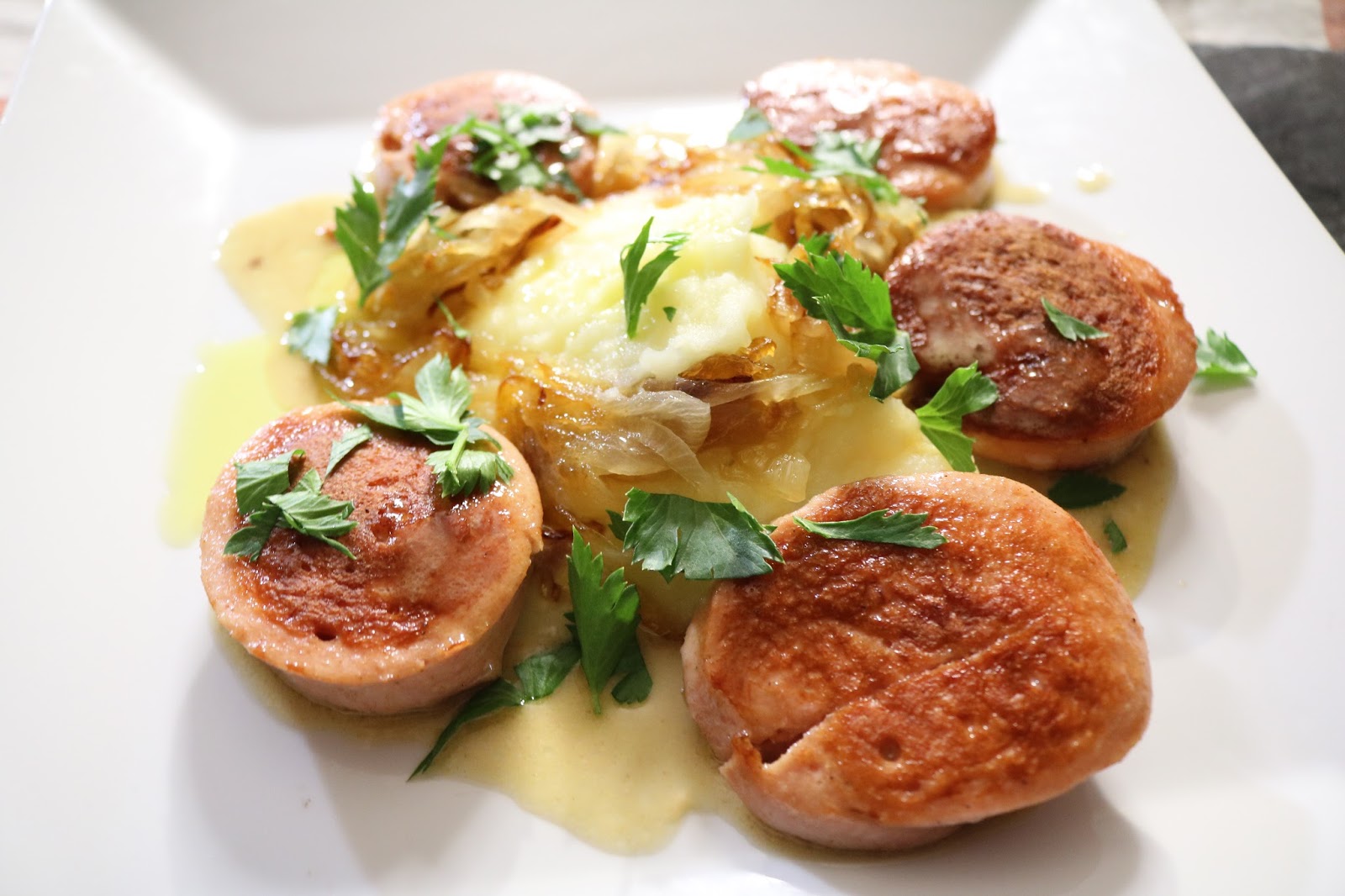 Fleischwurst geschmurgelt