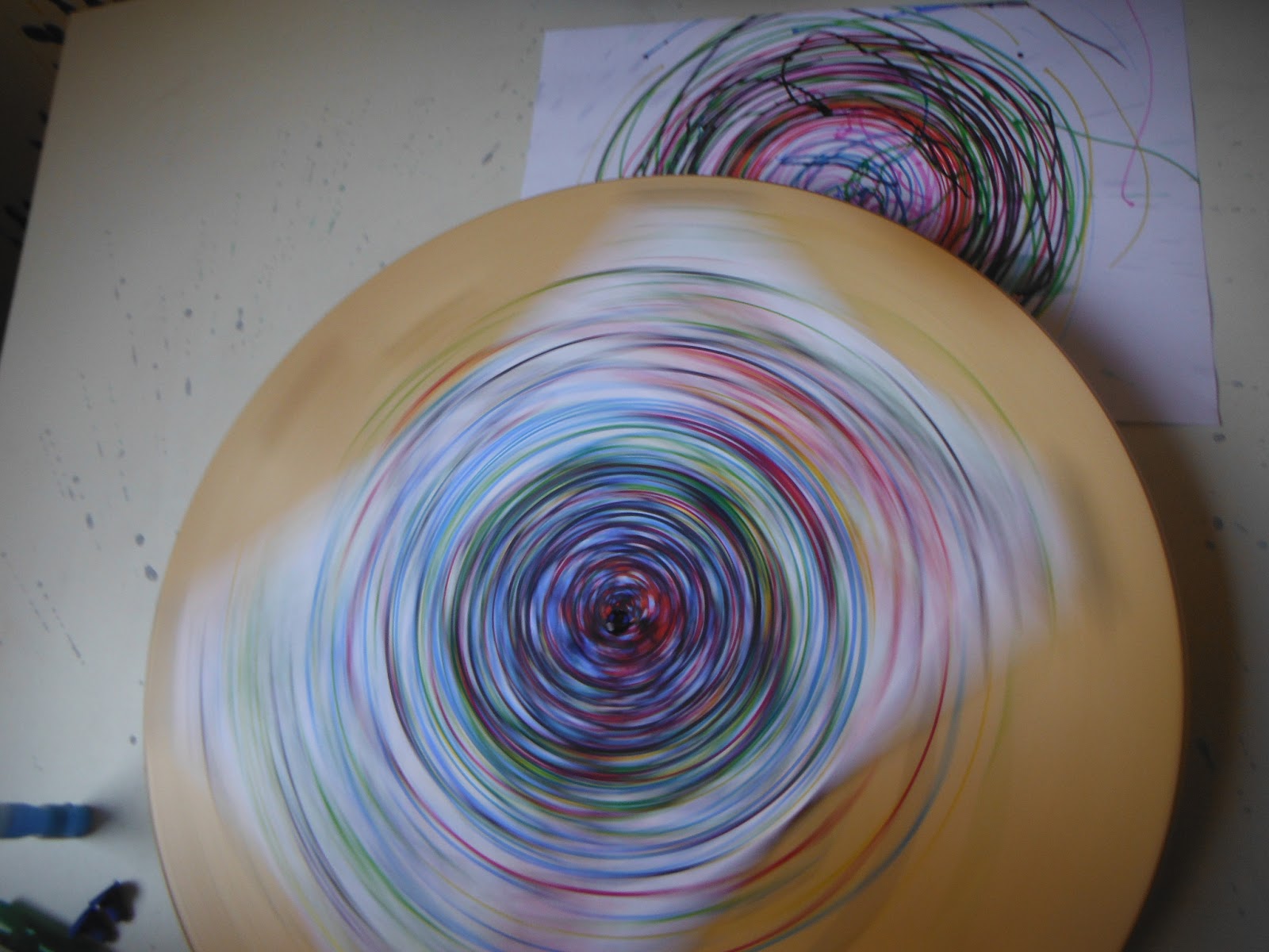 encenent la imaginació: Entre cercles i espirals.