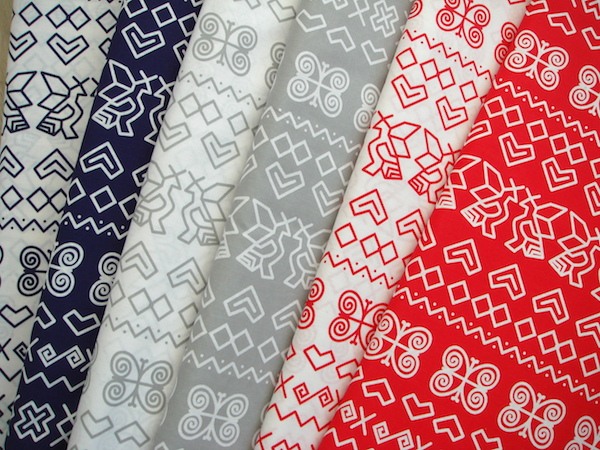 Textilmania: Nové látky s folklórnym vzorom - čičmianský ornament