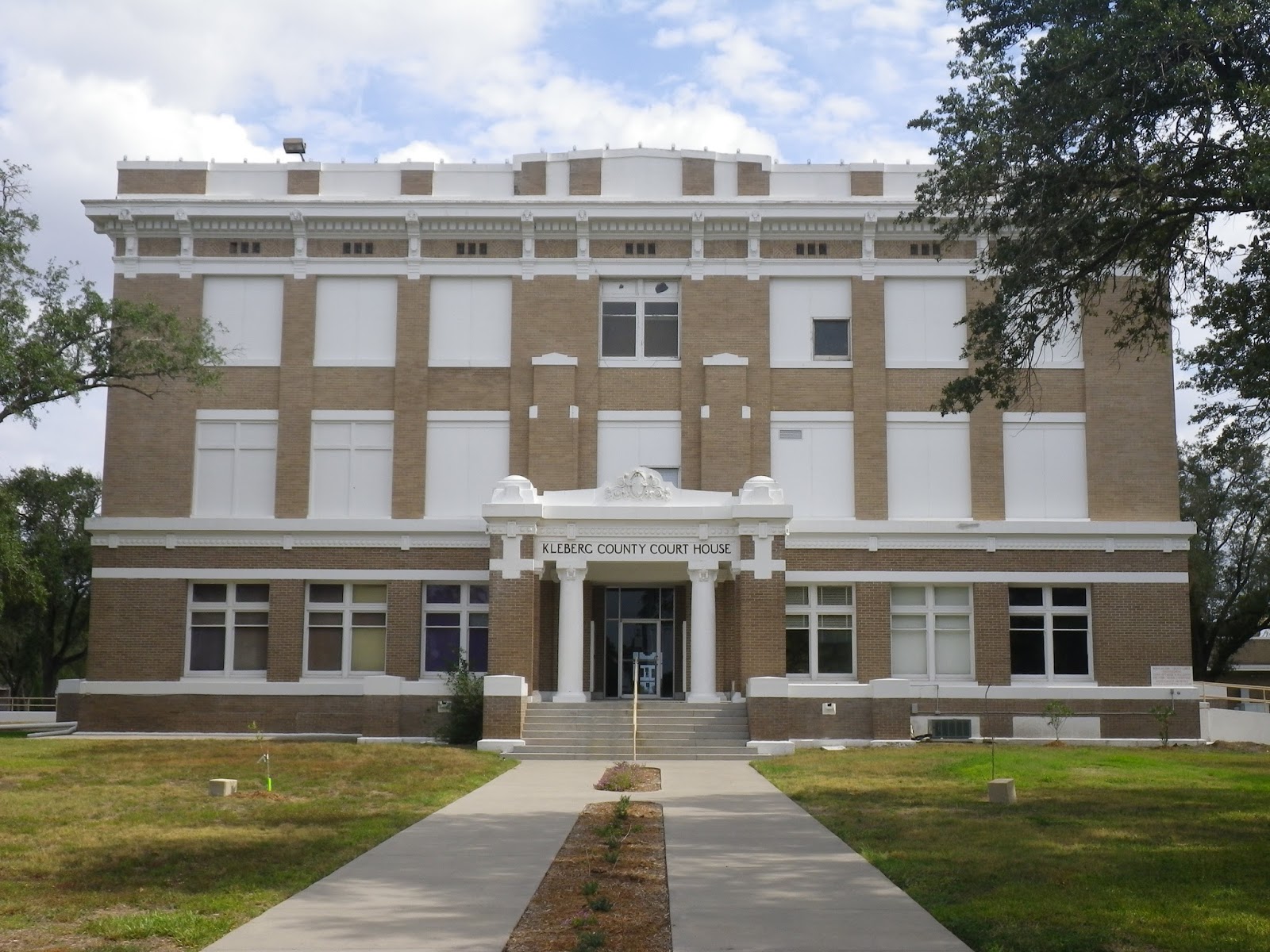 Texas Courthouse Tour: FINAL courthouse trip!! Rio Grande Valley.