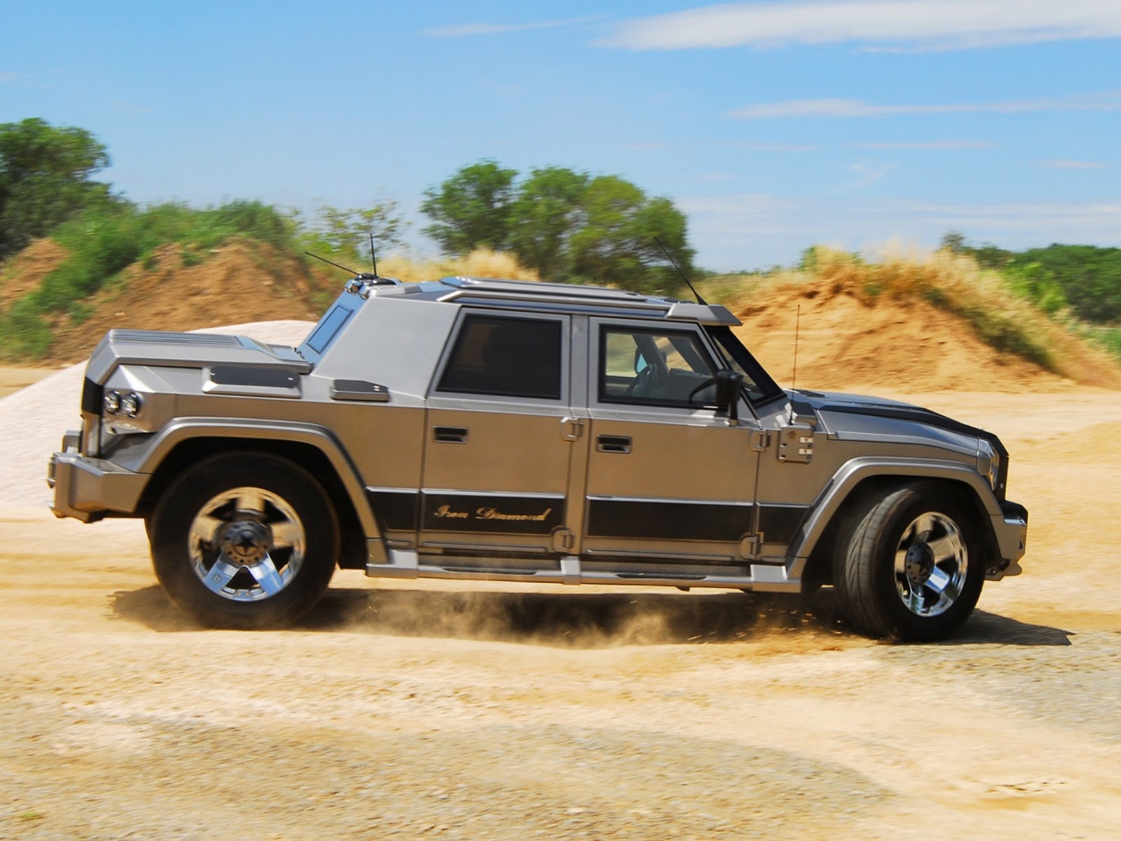 2011 Dartz Prombron Kombat T98 Iron Diamond AC 1936