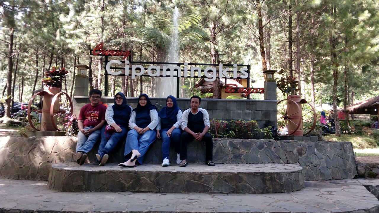 Curug Cipamingkis, Bogor | Jalan-Jalan