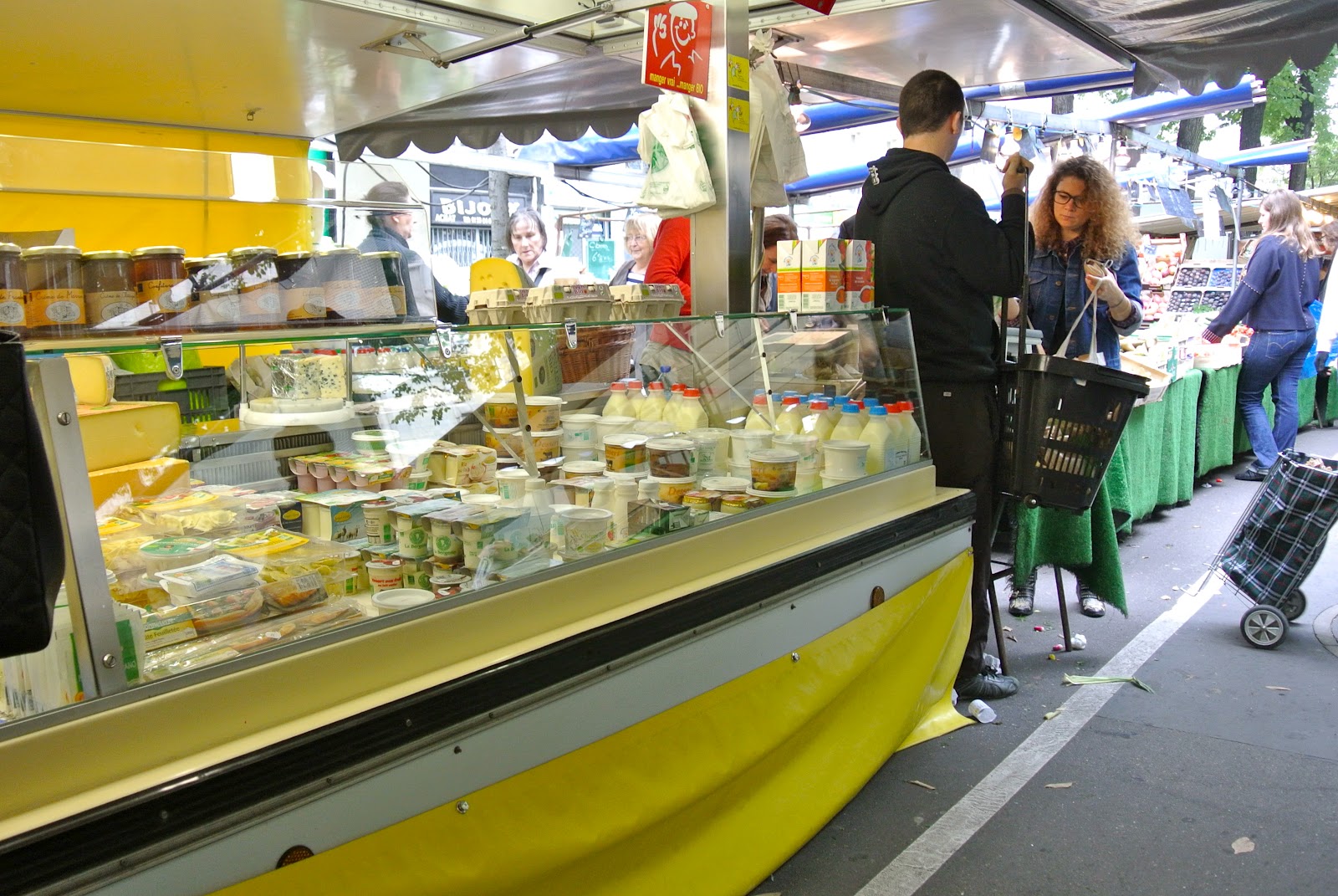 Museums & Markets {of Paris}: Organic at Le Marché Batignolles