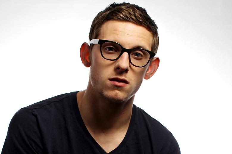 Jamie Bell | Women Trends Style