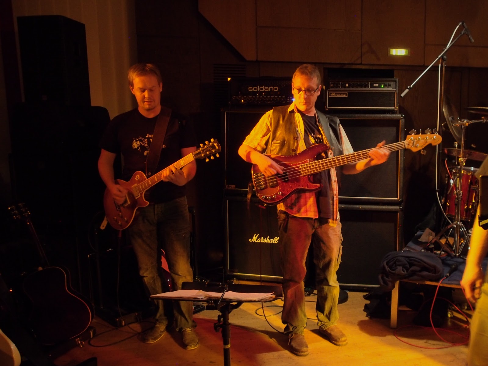 Nicht-von-dieser-Welt: Jordan Wells Band