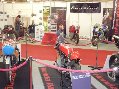 Benzina: February 2012