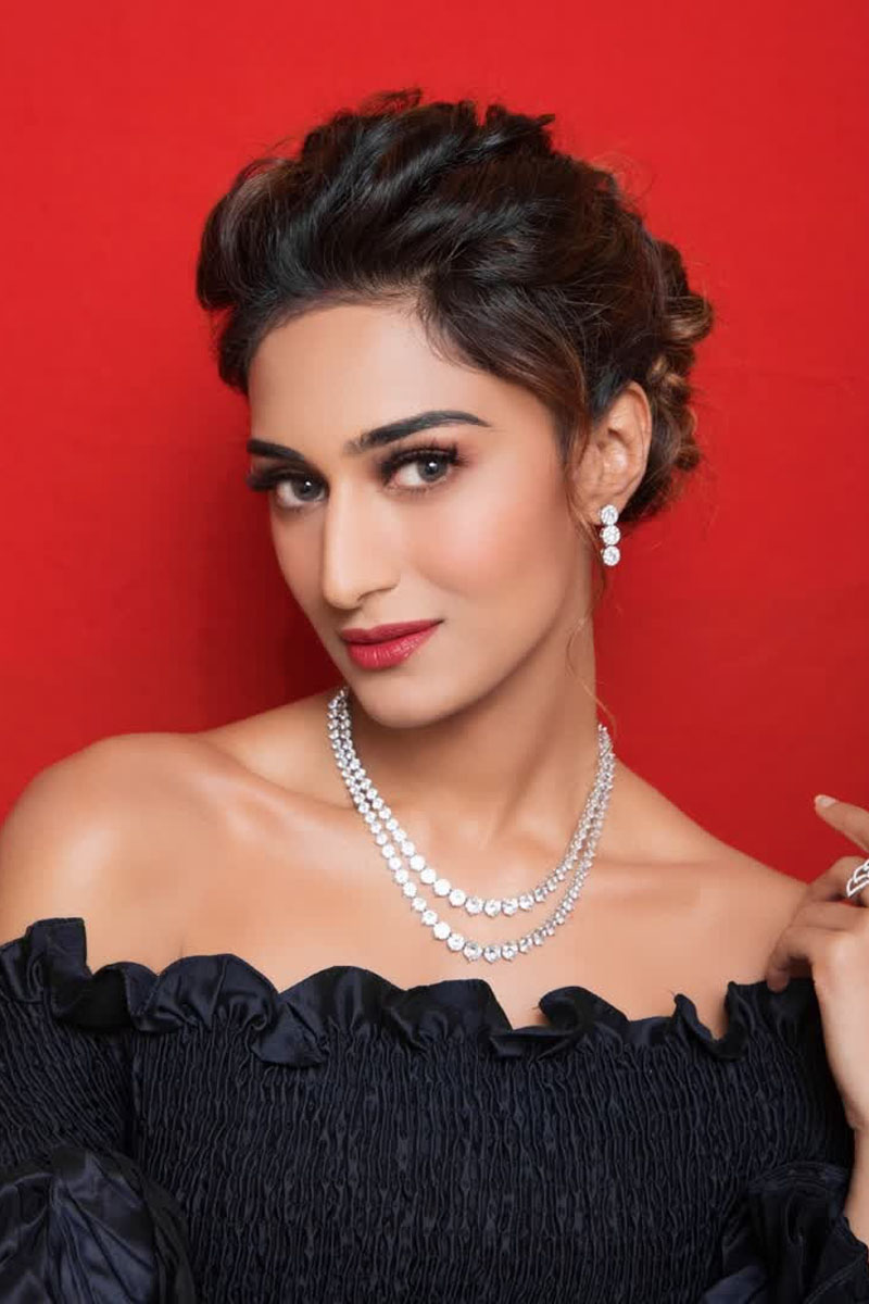 Actress Erica Fernandes ejf Stunning New Photoshoot