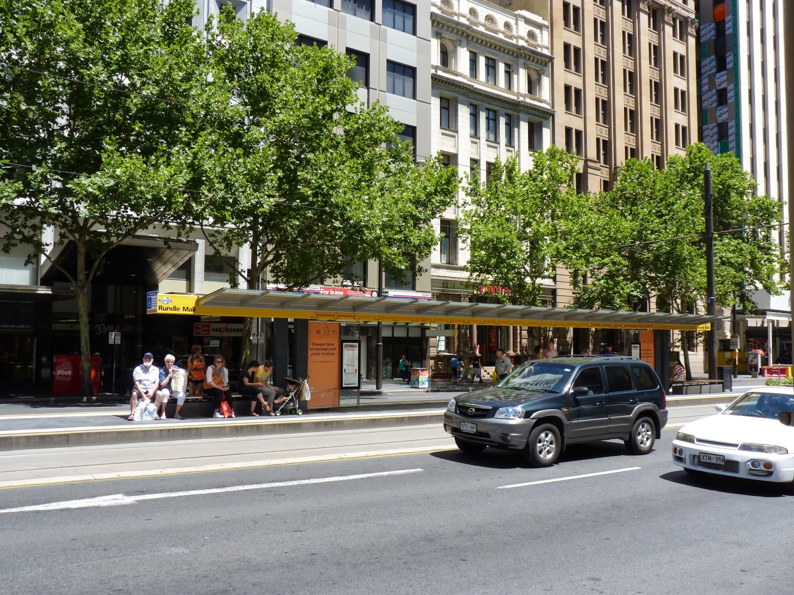 Epsilon's World: Adelaide Rundle Mall and Railway Station Tram stops ...