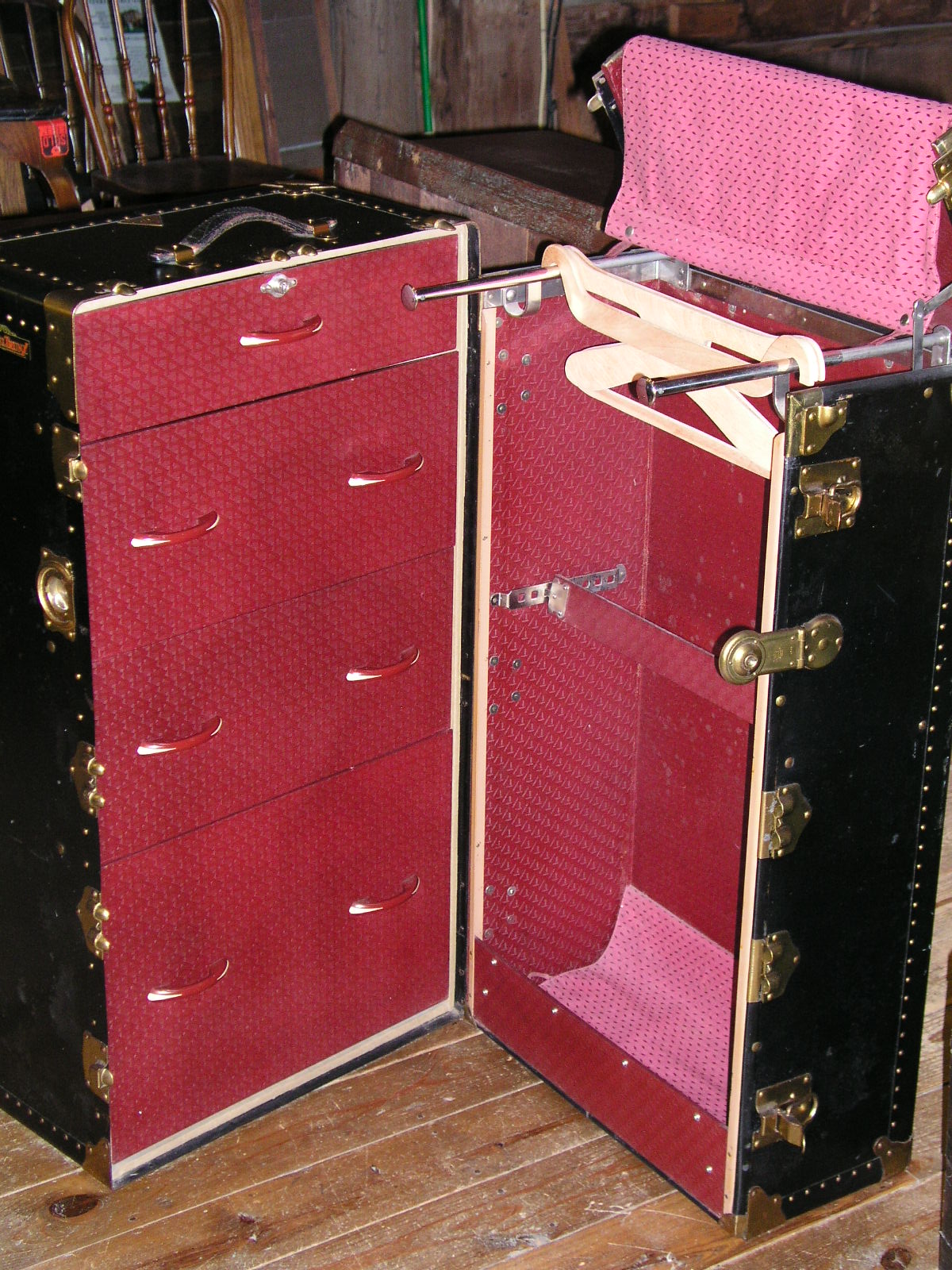 Steam Trunks - Sweet Surrender Art