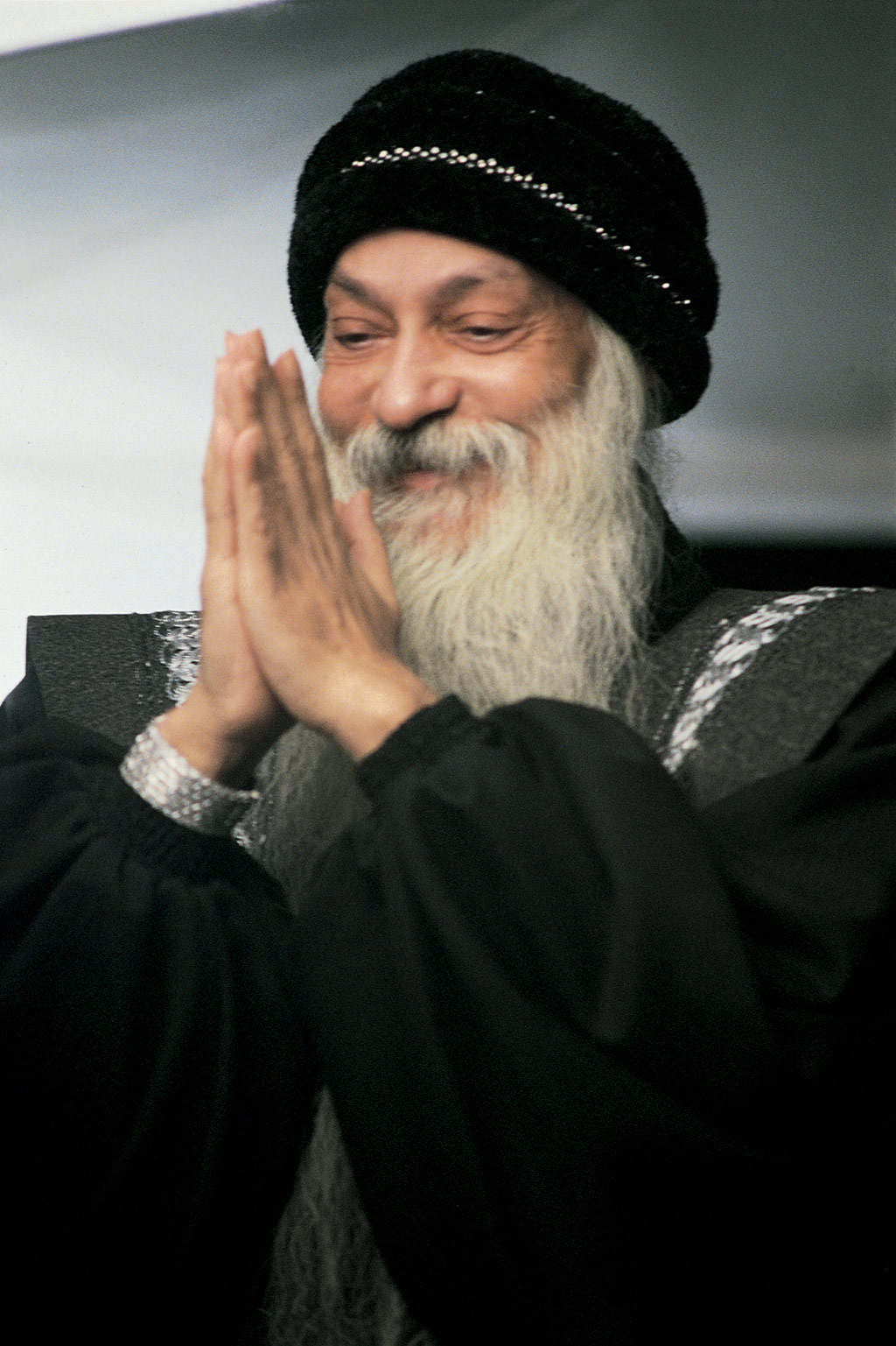 Osho's Beautiful Pictures Part-3 - Oshodhara Community