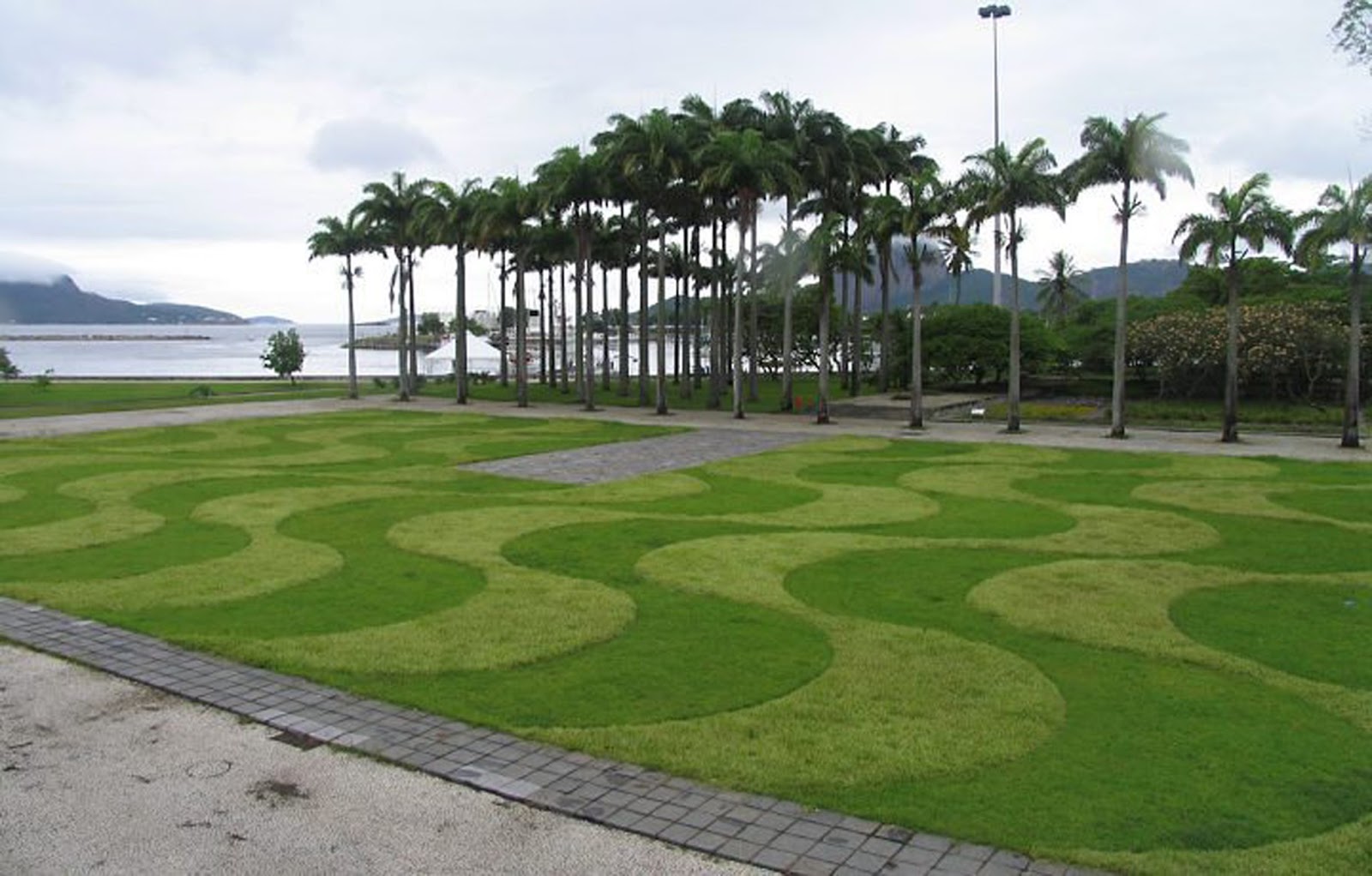 Roberto Burle Marx and His Wave Pattern