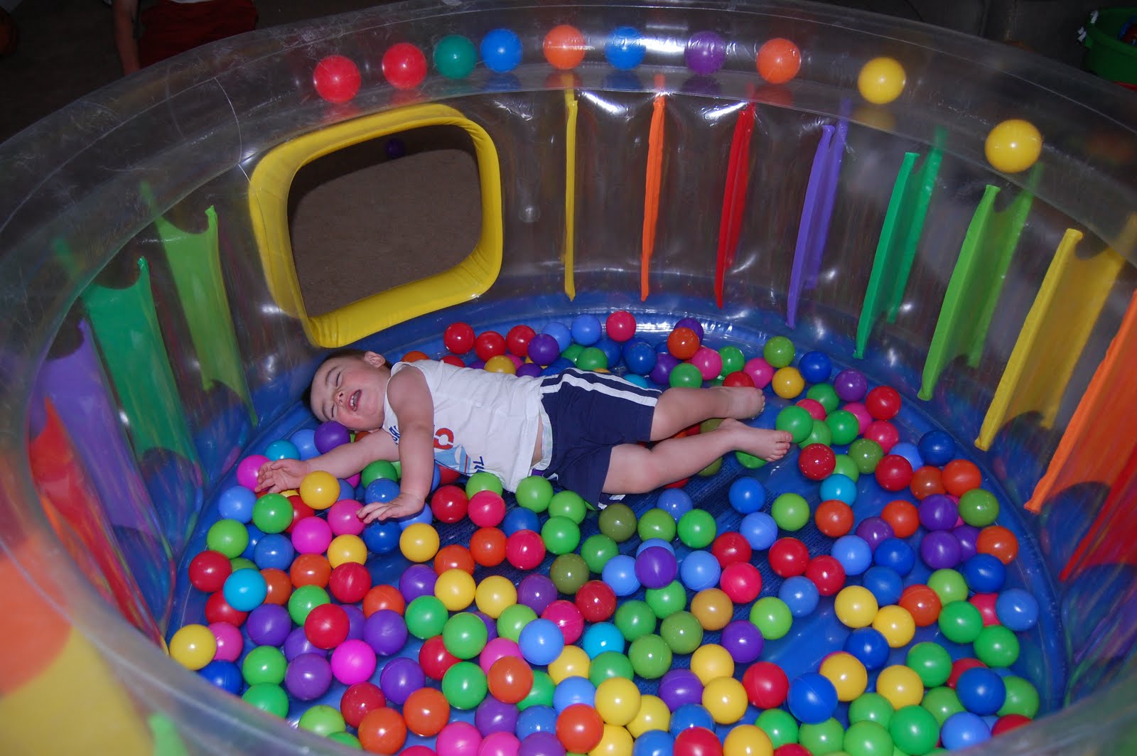 Jacksons Blog: ball pit fun