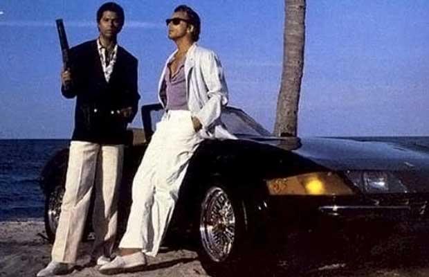 THE MYSTIC BUBBLE: SERIES MÍTICAS: MIAMI VICE