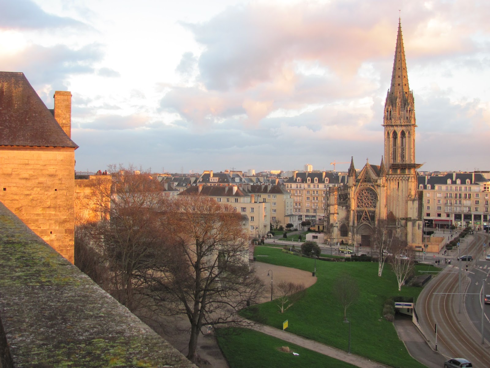 Le bloc-note de Caro: Visite de Caen ou la ville aux cents clochers