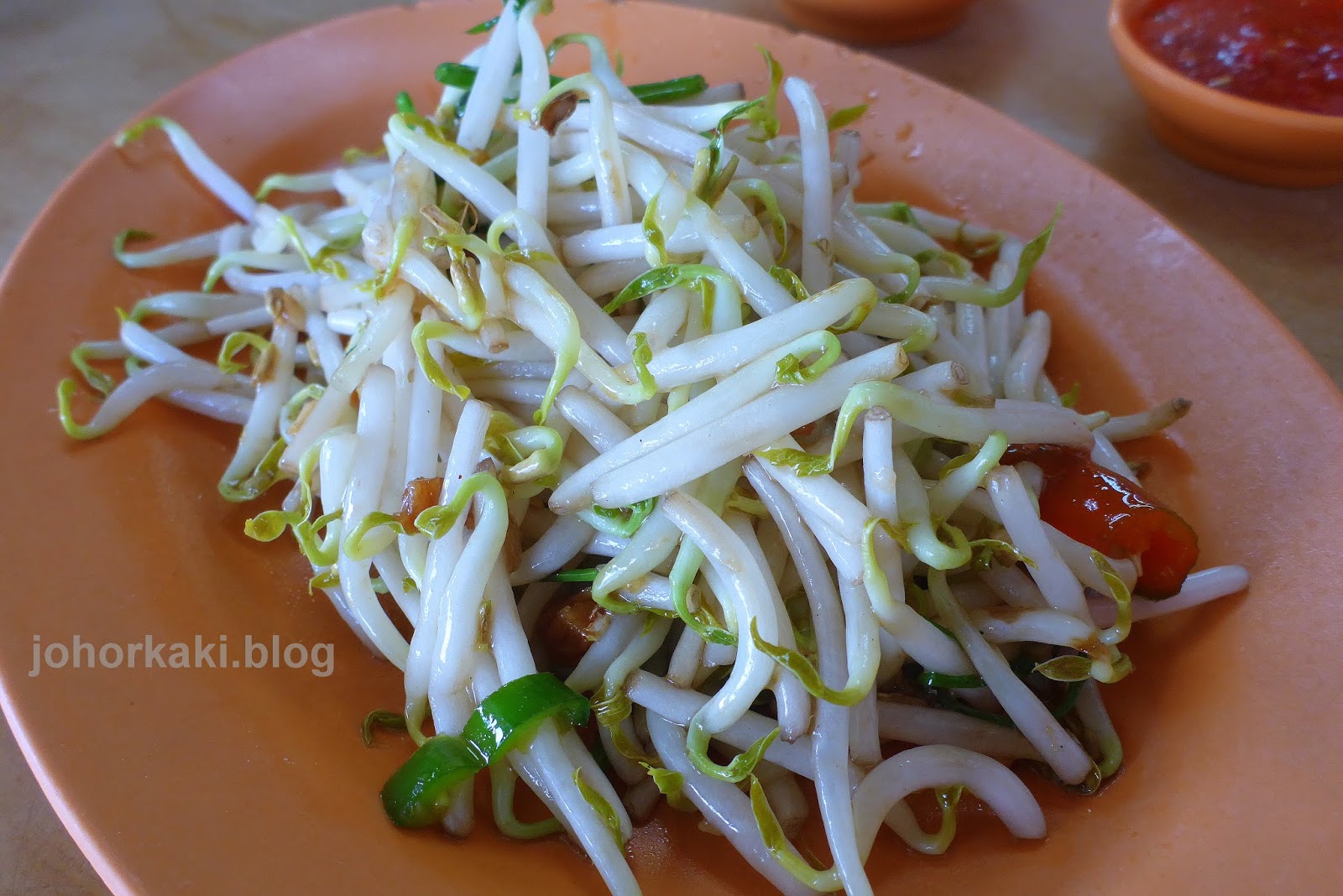 Original Singapore Chicken Rice Lives on in Swee Kee in Senai Johor ...