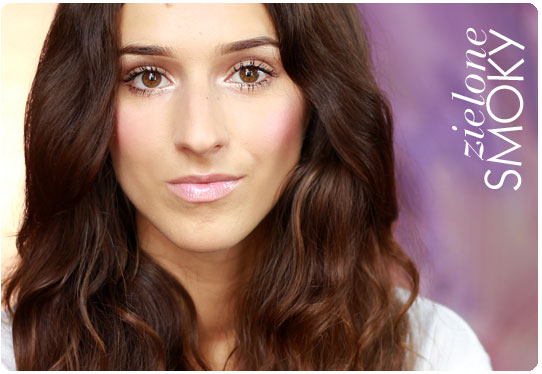 Alina Rose Blog Kosmetyczny: Makijaż: zielone smoky eyes, krok po kroku.