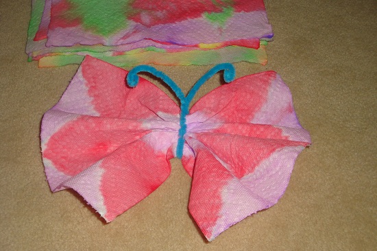 Your Day: Paper towel Butterflies
