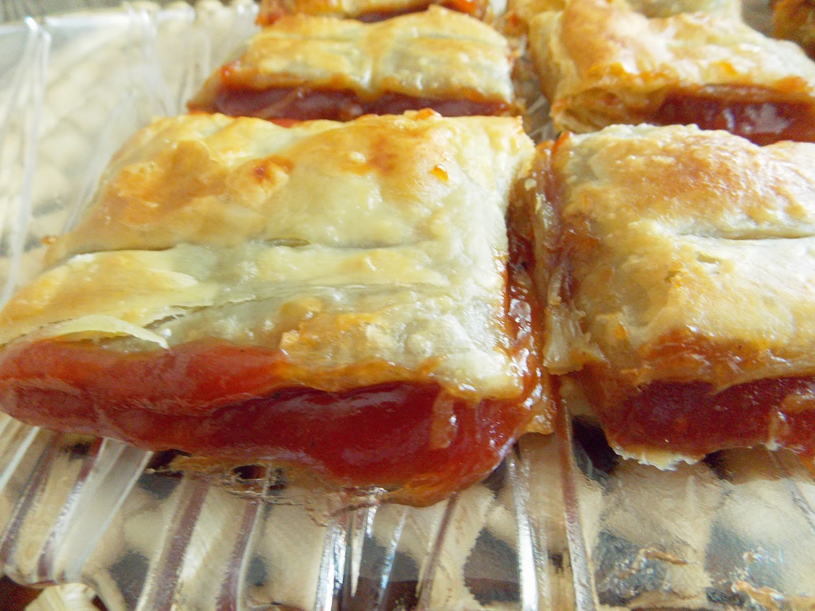Pasteles de Guayaba-(Cuban Guava Pastries)